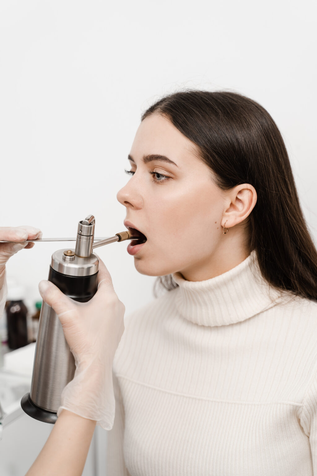 Tudo sobre laringoscopia: cuidados antes e depois do exame